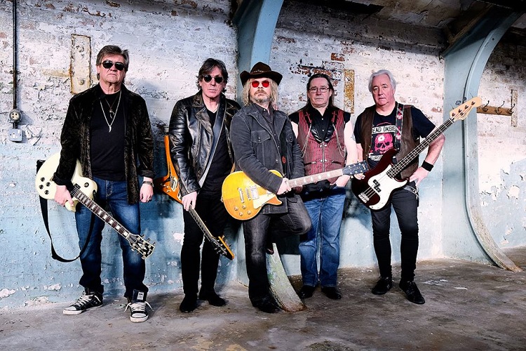 RHABSTALLION: NEO ALBUM ΜΕ ΤΙΤΛΟ "ΒΑCK IN THE SADDLE" | Metalzone